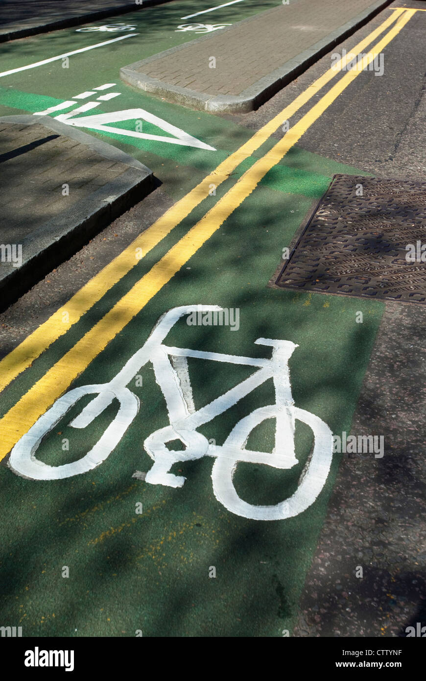 Cycle lane junction in Central London, UK Stock Photo - Alamy