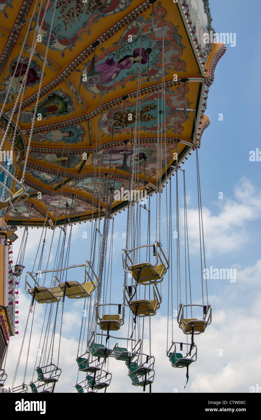 Chairoplane hi-res stock photography and images - Alamy