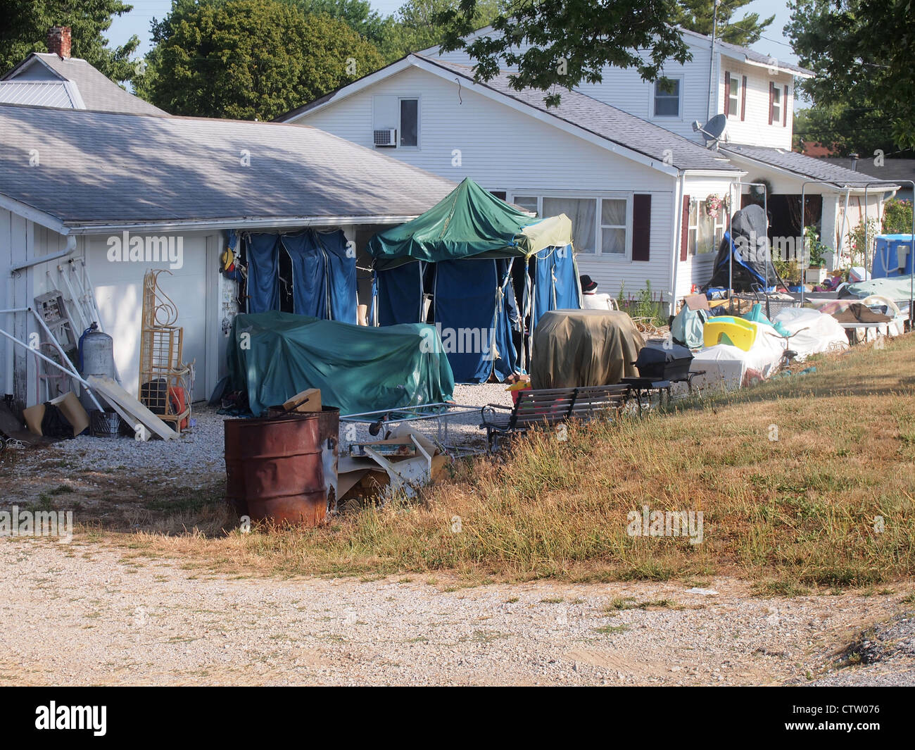 Messy homes hi-res stock photography and images - Alamy