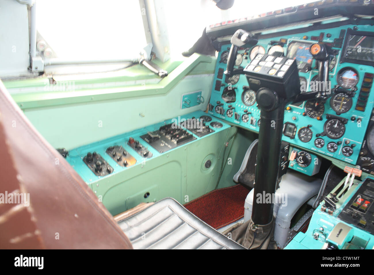 Tupolev Tu-144D cockpit Stock Photo - Alamy