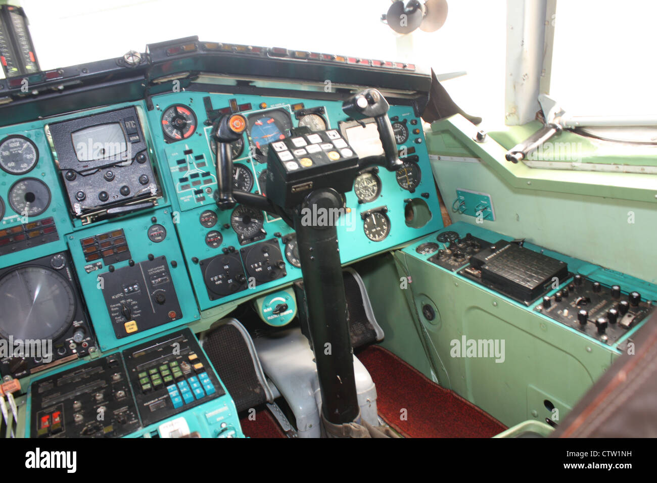 Tu 95 Cockpit