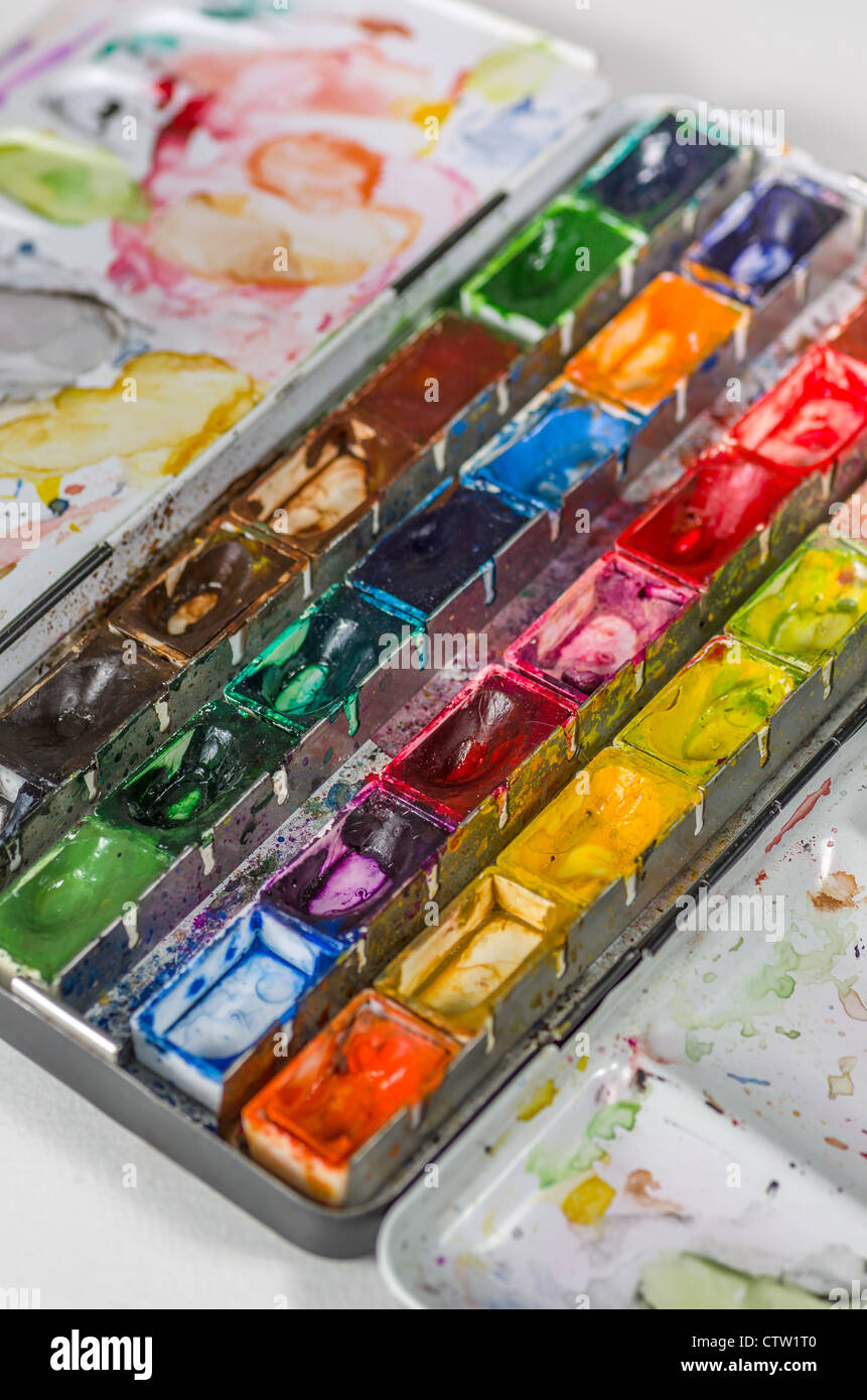 Watercolors box hi-res stock photography and images - Alamy