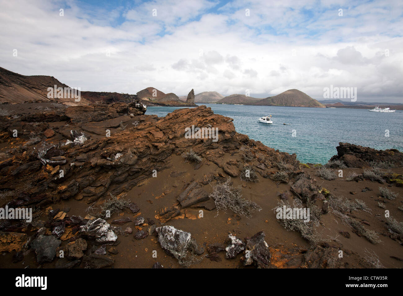 Galapagos island landscape hi-res stock photography and images - Alamy