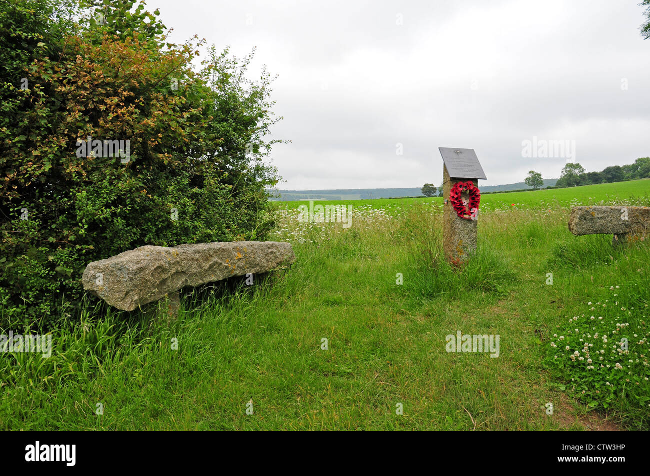 War memorial stone and plaque hi-res stock photography and images - Alamy