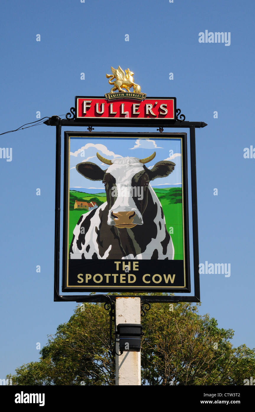 The spotted cow pub sign hi-res stock photography and images - Alamy