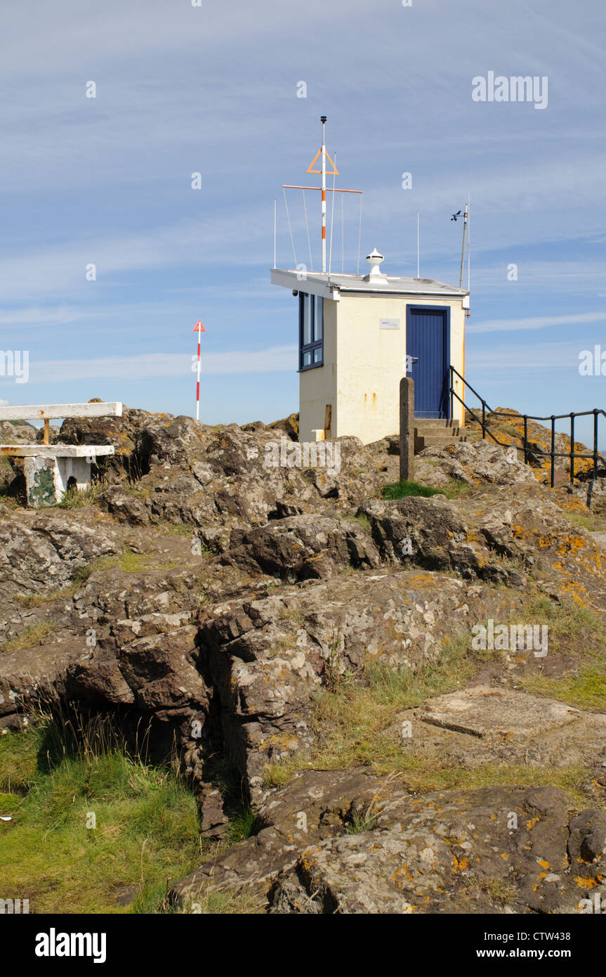Sea coast harbour seat north berwick scotland hi-res stock photography ...