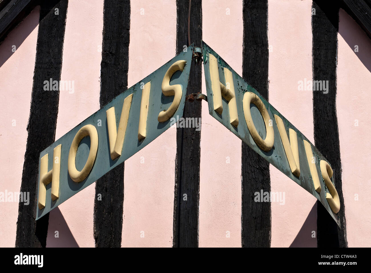 Hovis sign hi-res stock photography and images - Alamy
