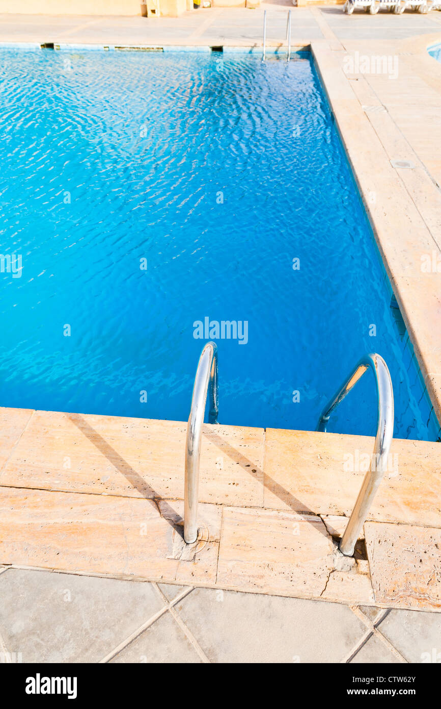 empty swimming pool in resort Stock Photo - Alamy