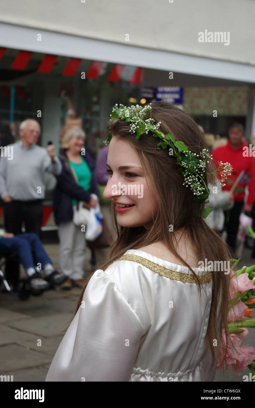 English costume hi-res stock photography and images - Alamy