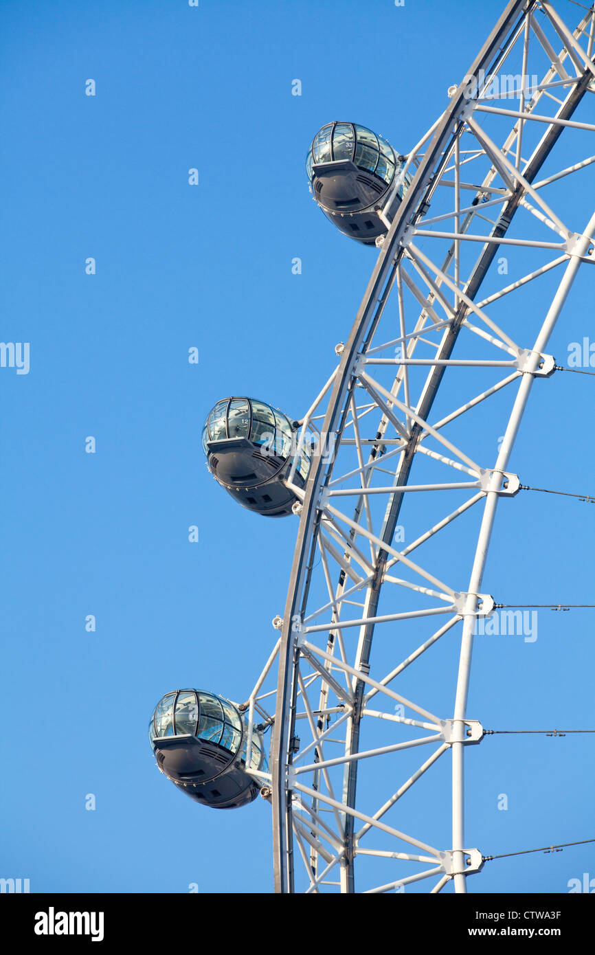 Merlin entertainments london eye hi-res stock photography and images ...