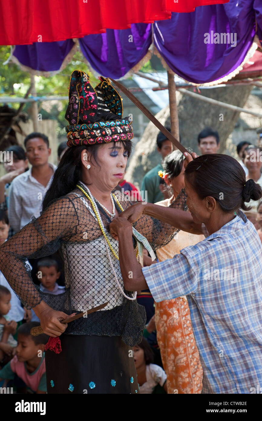 Nat pwe myanmar hi-res stock photography and images - Alamy