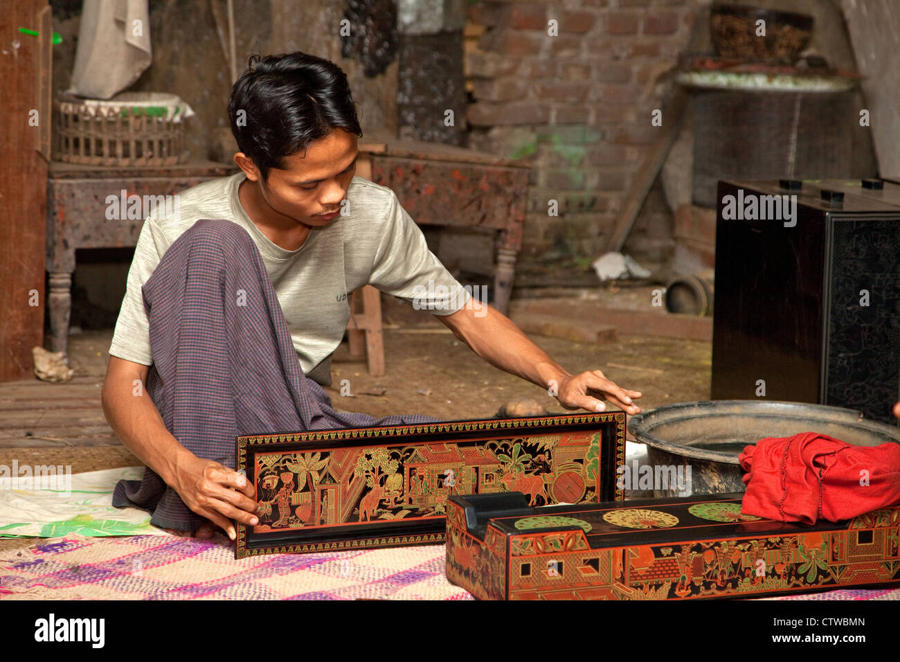 Burmese lacquerware hi-res stock photography and images - Alamy