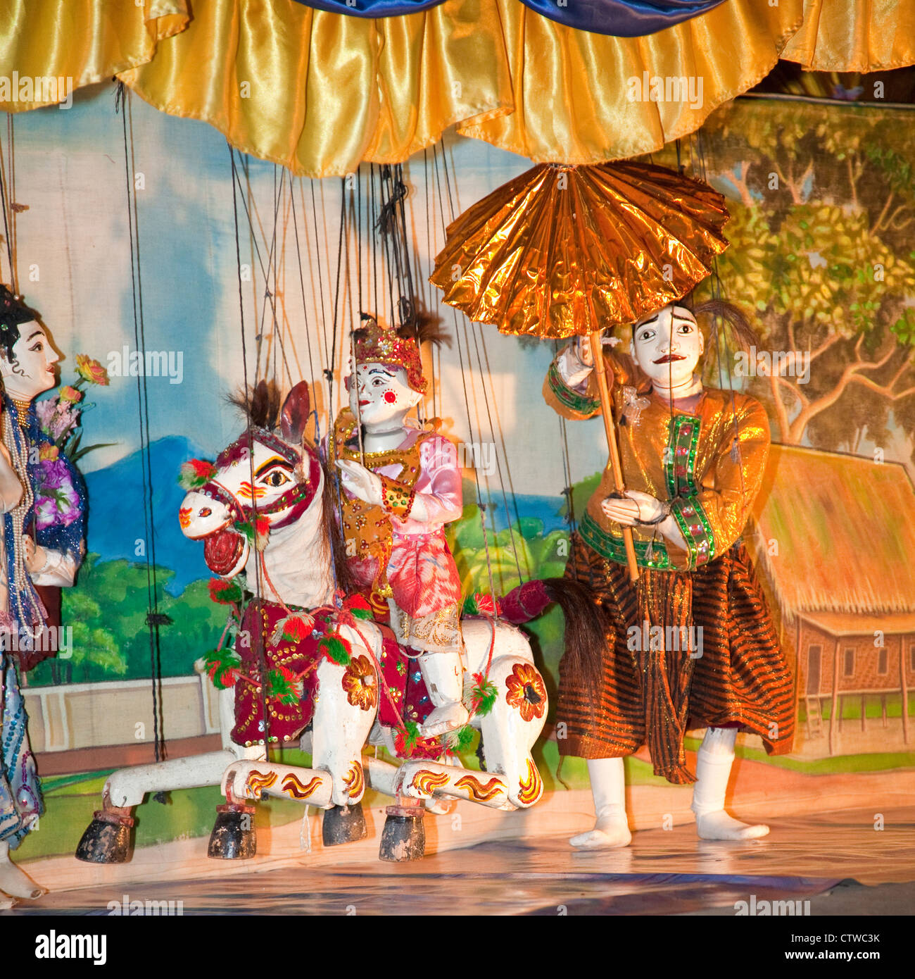 Marionettes hi-res stock photography and images - Alamy
