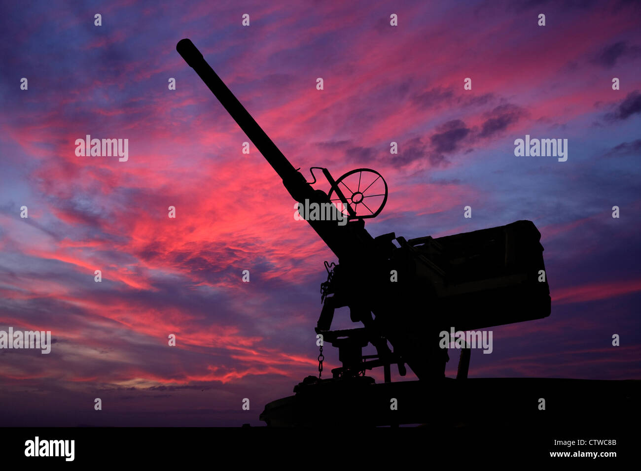 Fifty caliber machine gun hi-res stock photography and images - Alamy