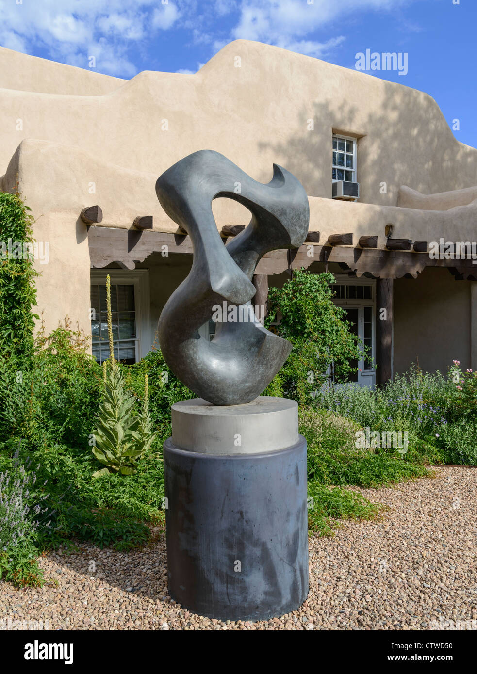 Sculpture by the native American artist Allan Houser (Haozous) outside ...