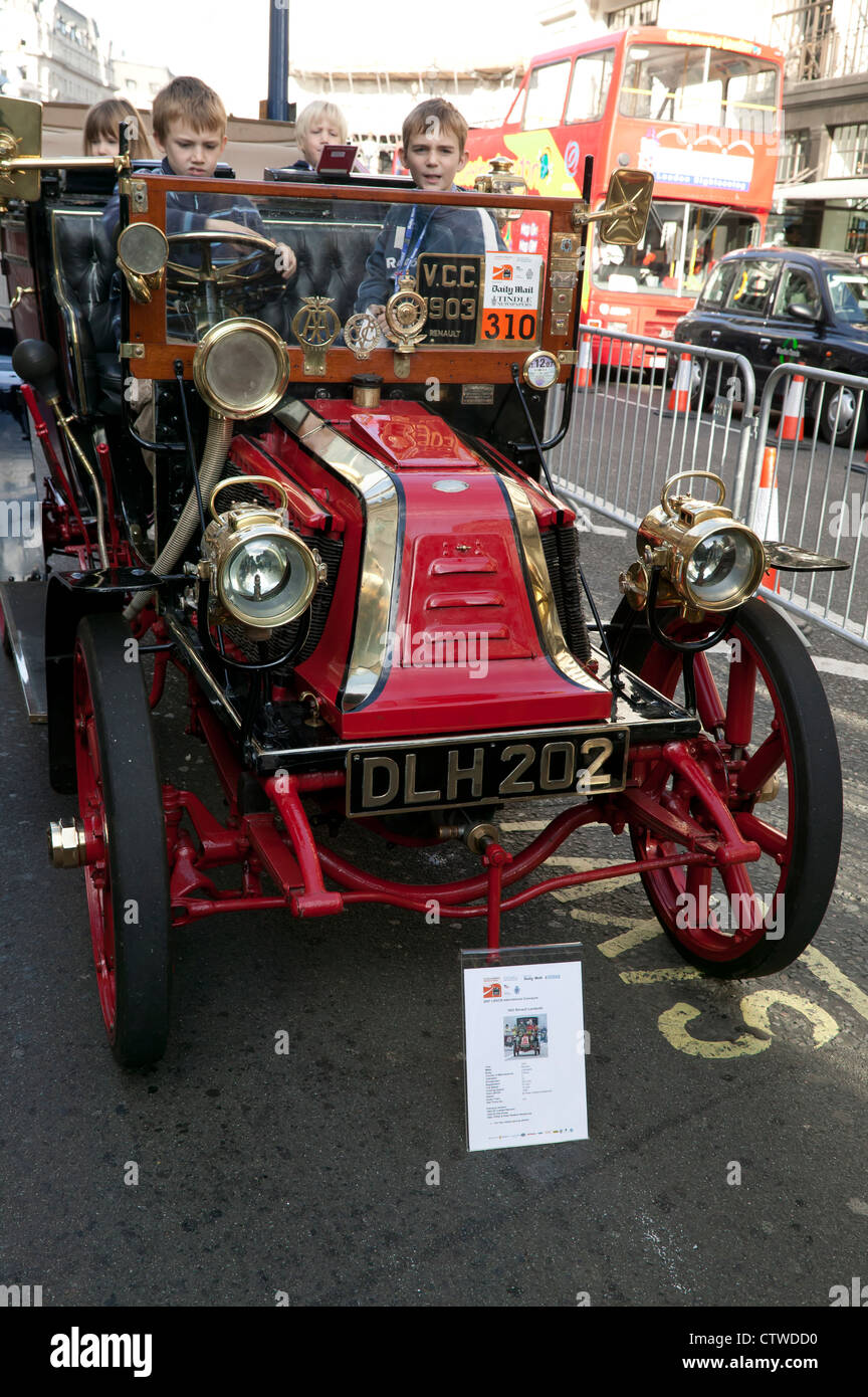 1903 renault landaulette hi-res stock photography and images - Alamy