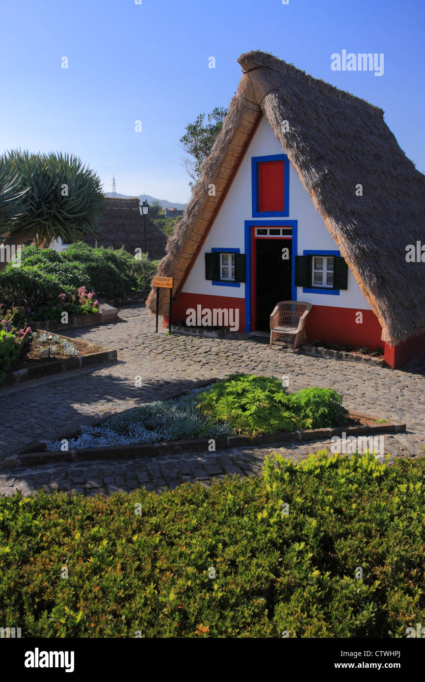 Madeira roof house hi-res stock photography and images - Alamy