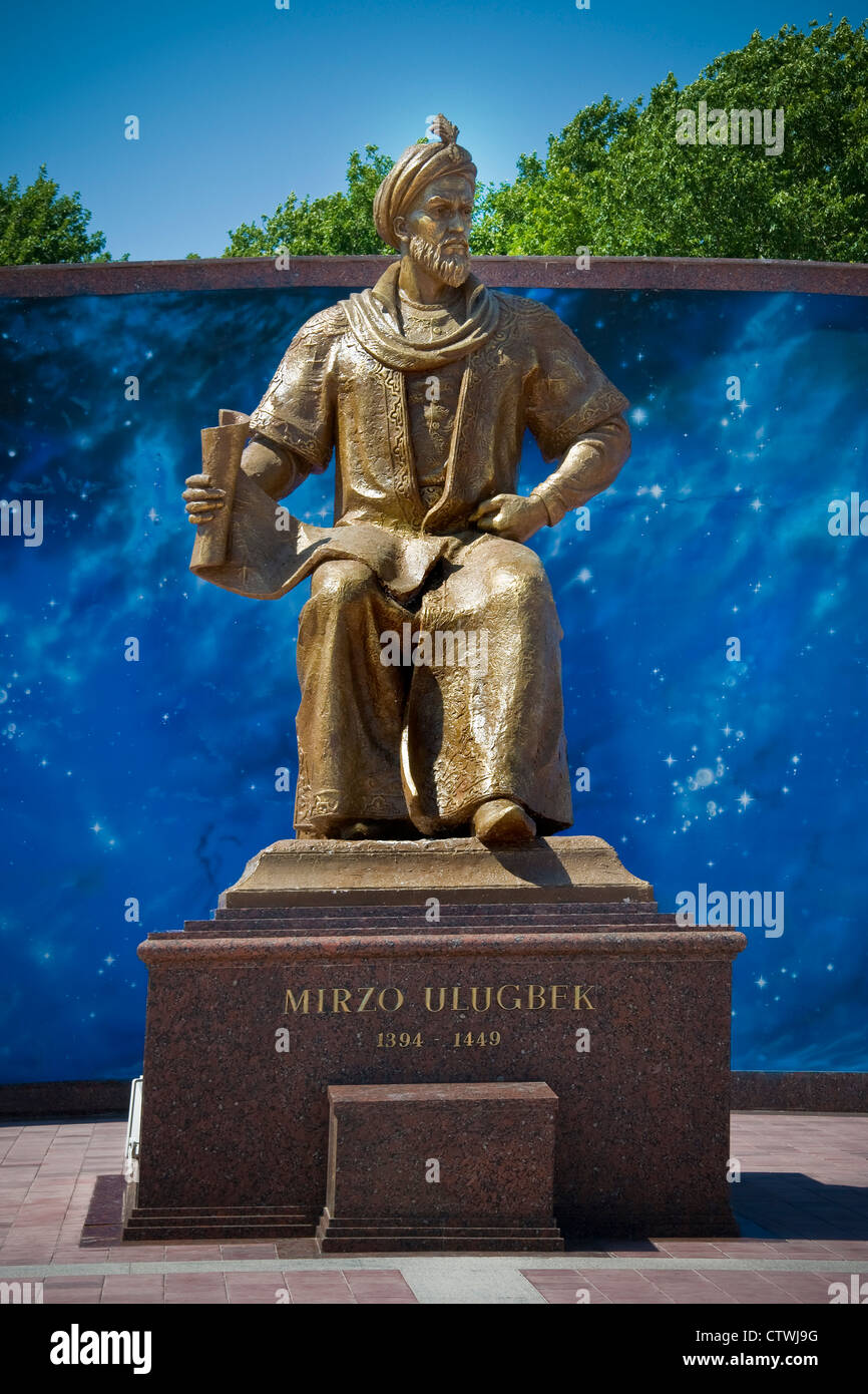 Uzbekistan, Samarkand, Mirzo Ulugbek statue Stock Photo - Alamy
