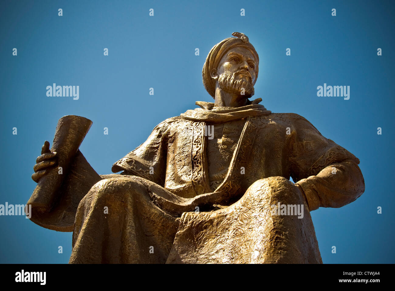 Uzbekistan, Samarkand, Mirzo Ulugbek statue Stock Photo - Alamy