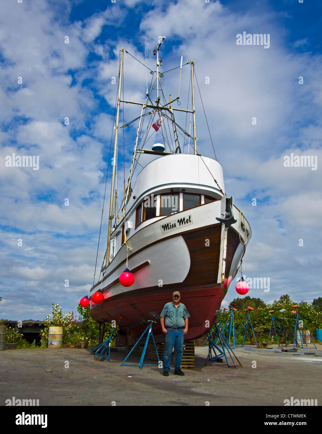 Boat dry dock hi-res stock photography and images - Alamy