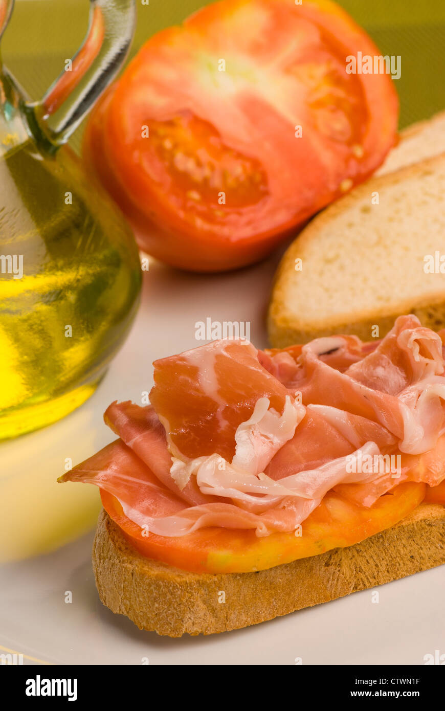 Catalonian tomato bread hi-res stock photography and images - Alamy