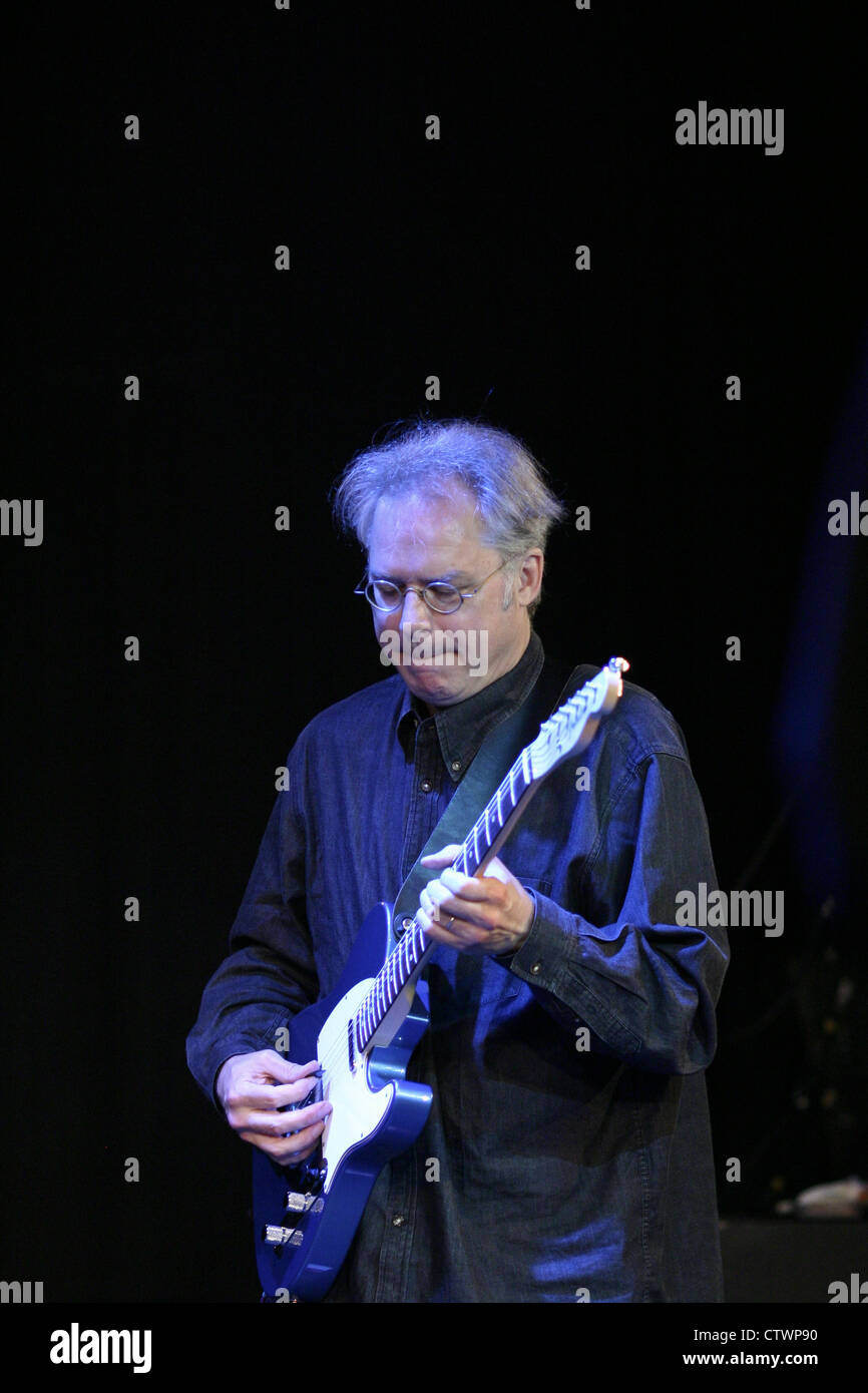Bill frisell jazz hi-res stock photography and images - Alamy