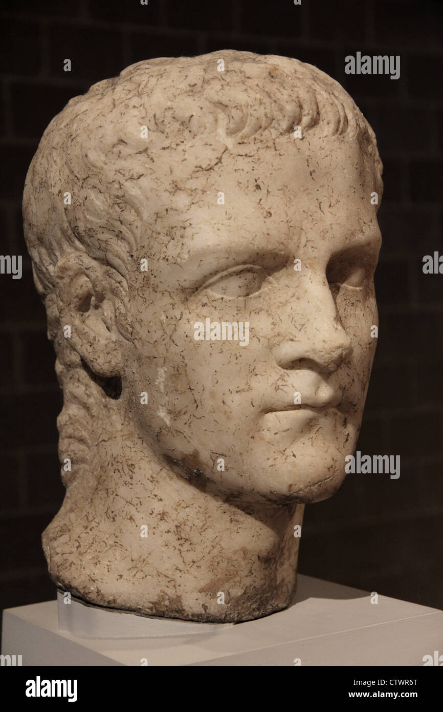 Roman Emperor Caligula Stock Photo - Alamy Roman Emperor Caligula Stock Photo - Alamy