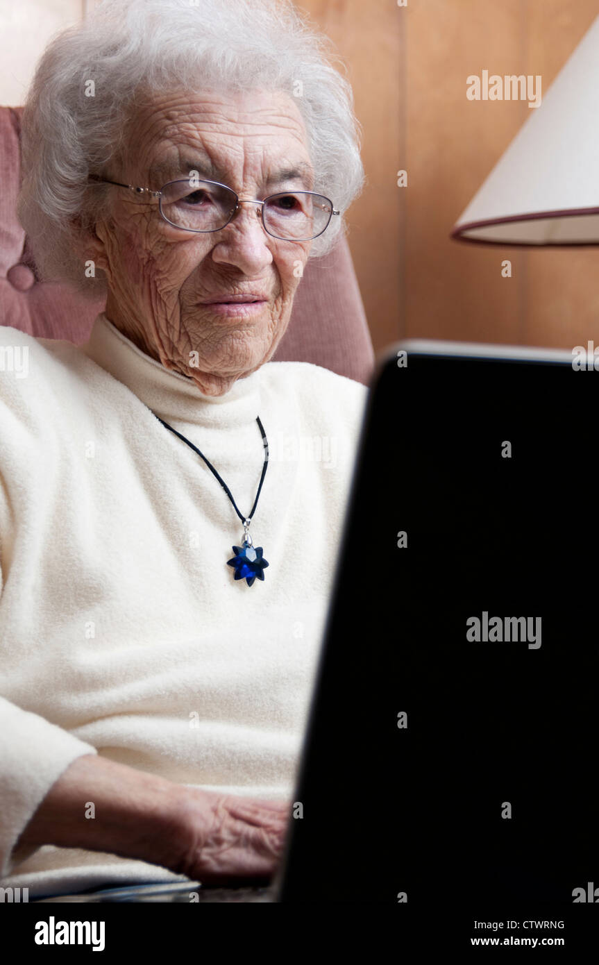 Grandparentroom hi-res stock photography and images - Alamy