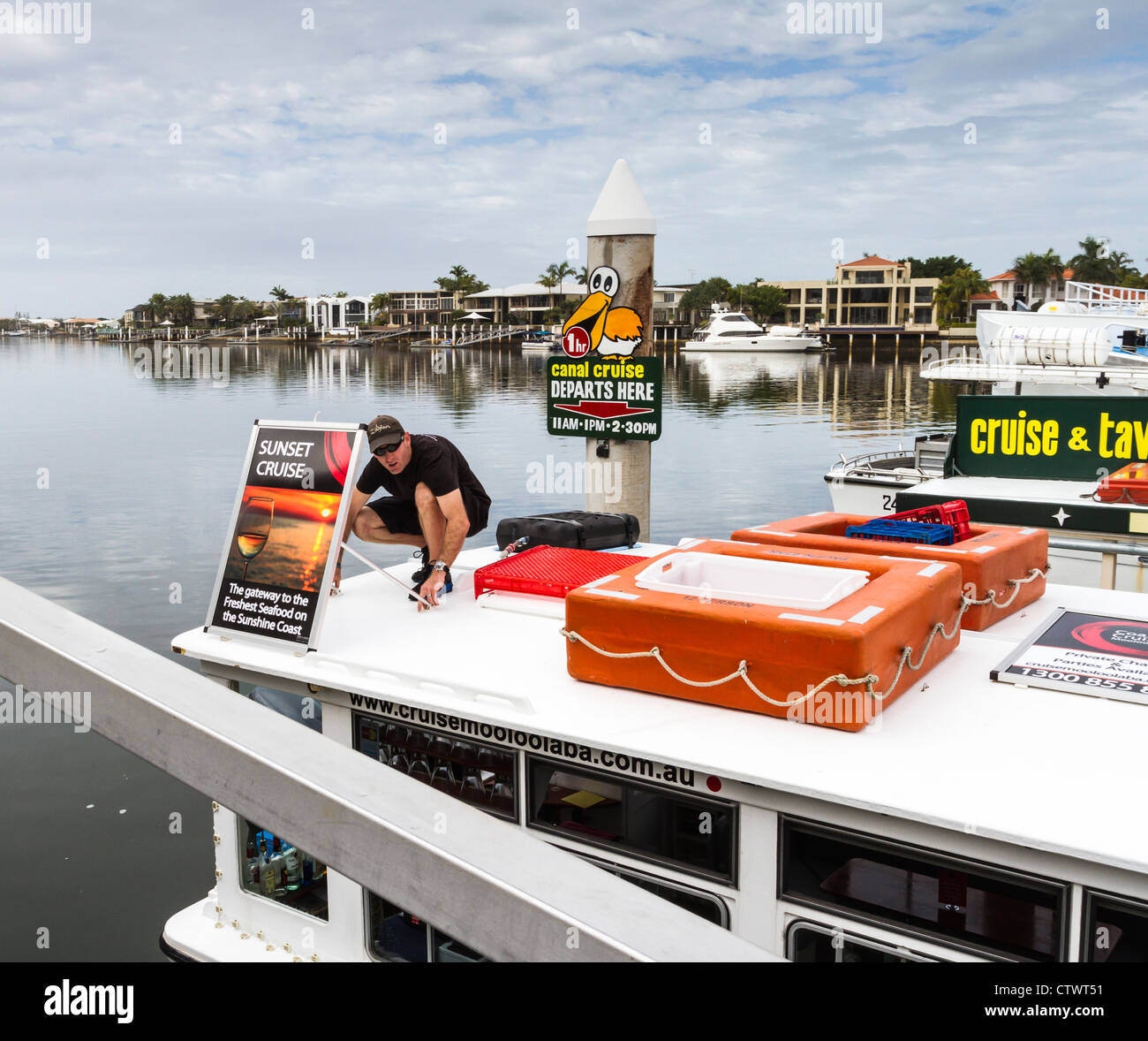Boat crewman hi-res stock photography and images - Alamy