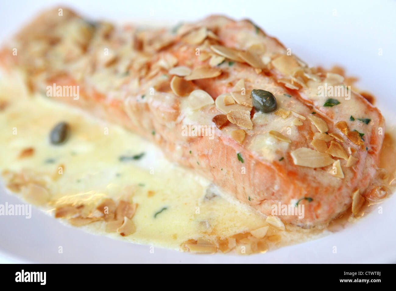 Salmon main course hi-res stock photography and images - Alamy