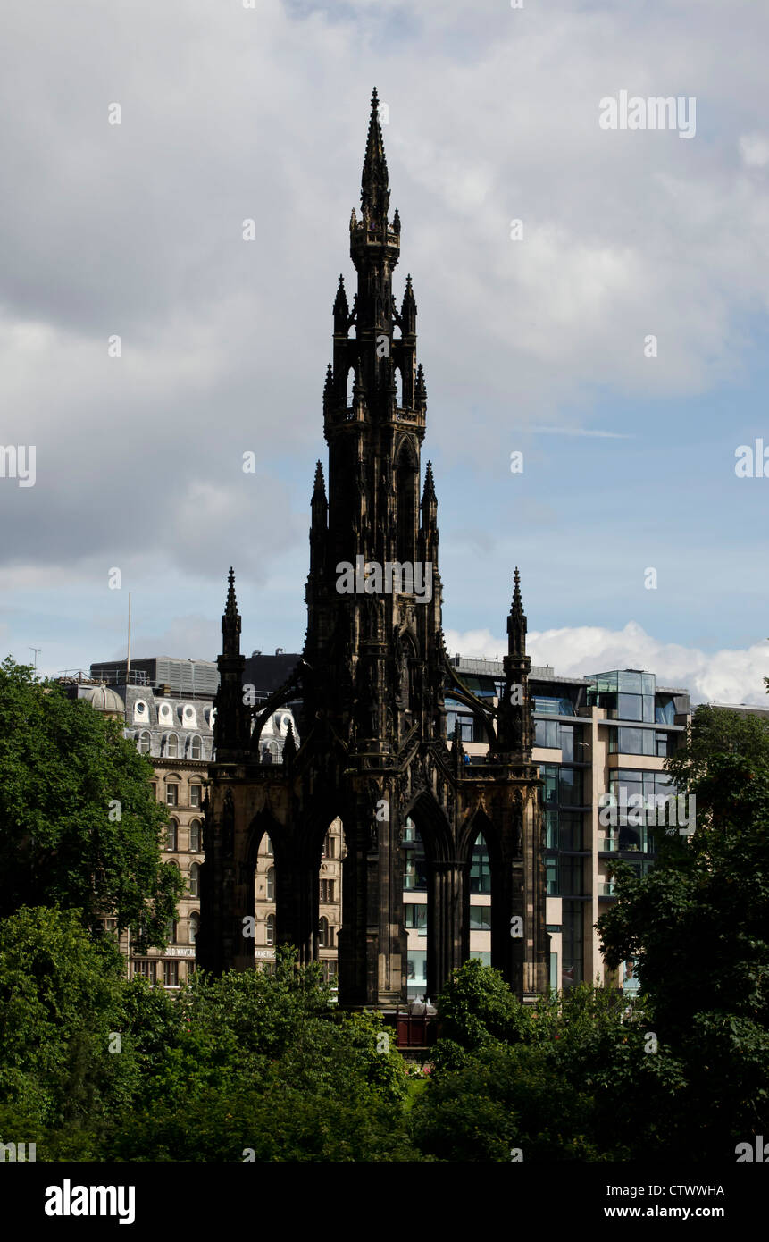 The Scott Monument in the centre of Edinburgh, Scotland Stock Photo - Alamy
