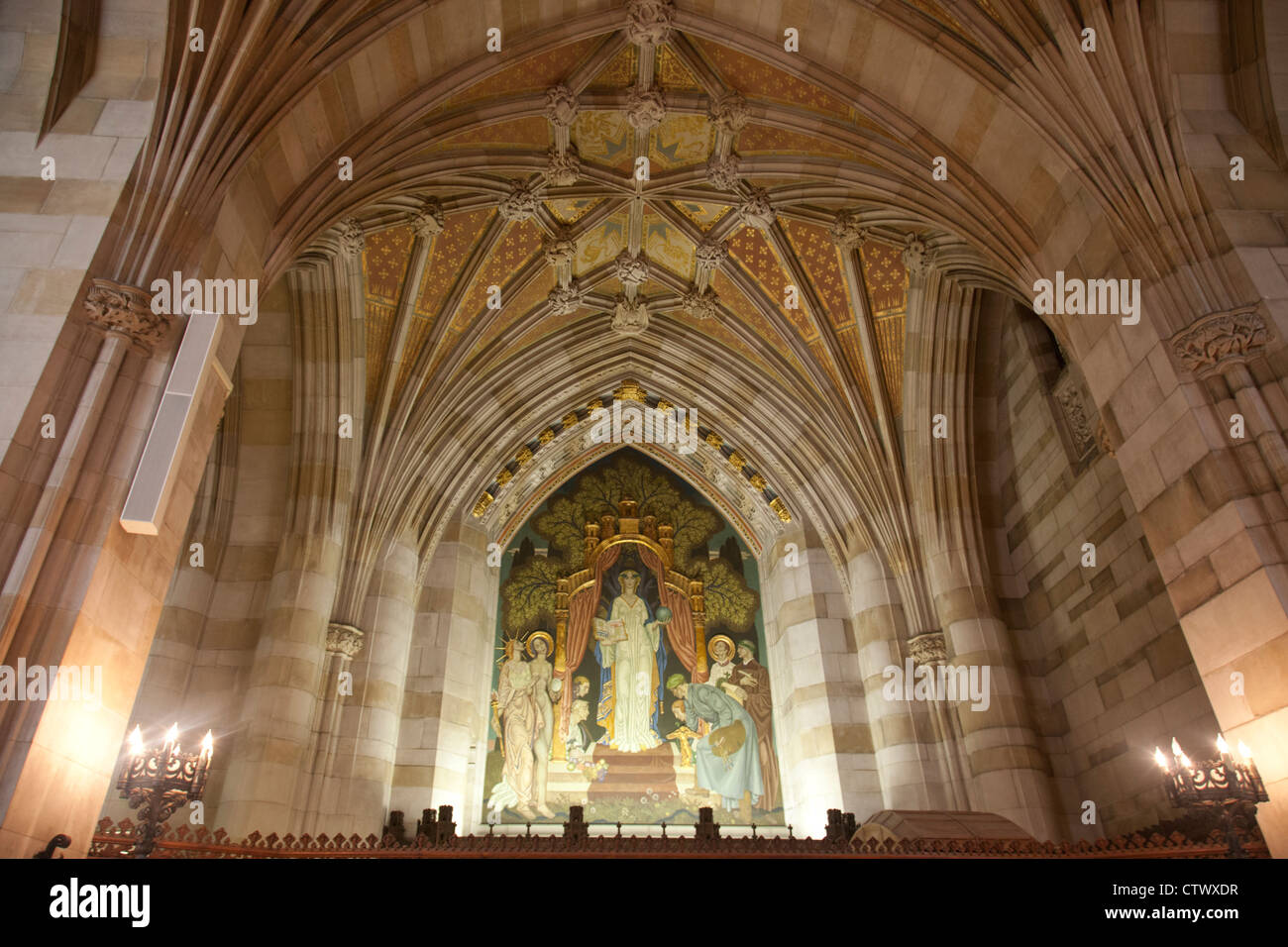 Sterling Memorial Library at Yale University New Haven Stock Photo - Alamy