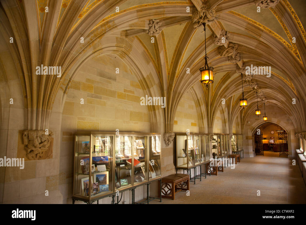 Sterling Memorial Library at Yale University New Haven Stock Photo - Alamy