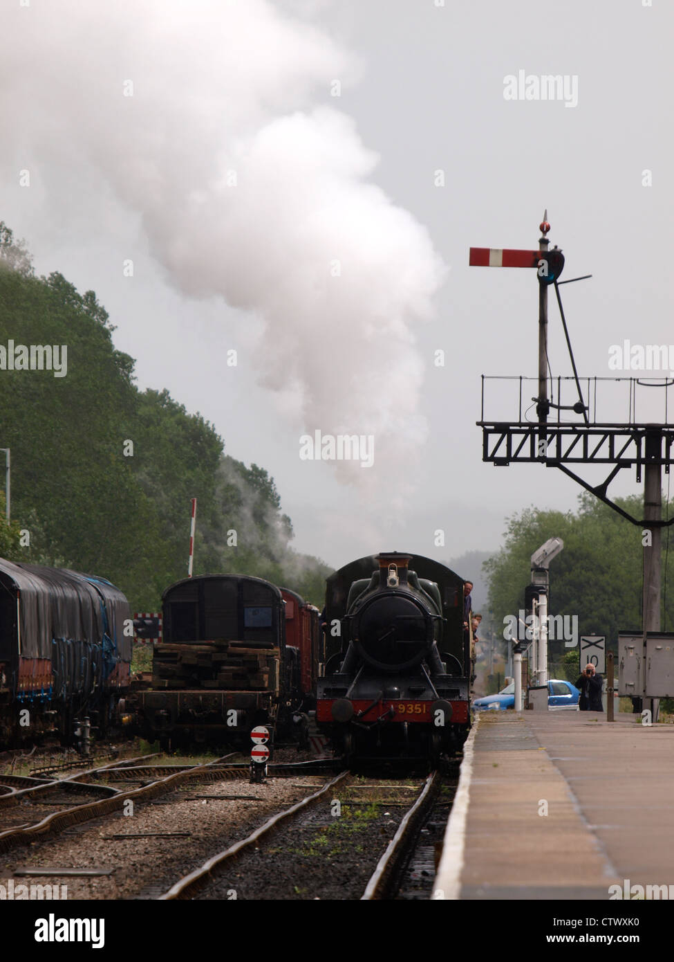 Steam Engine No 9351 coming into Minehead Station, Somerset, UK Stock ...