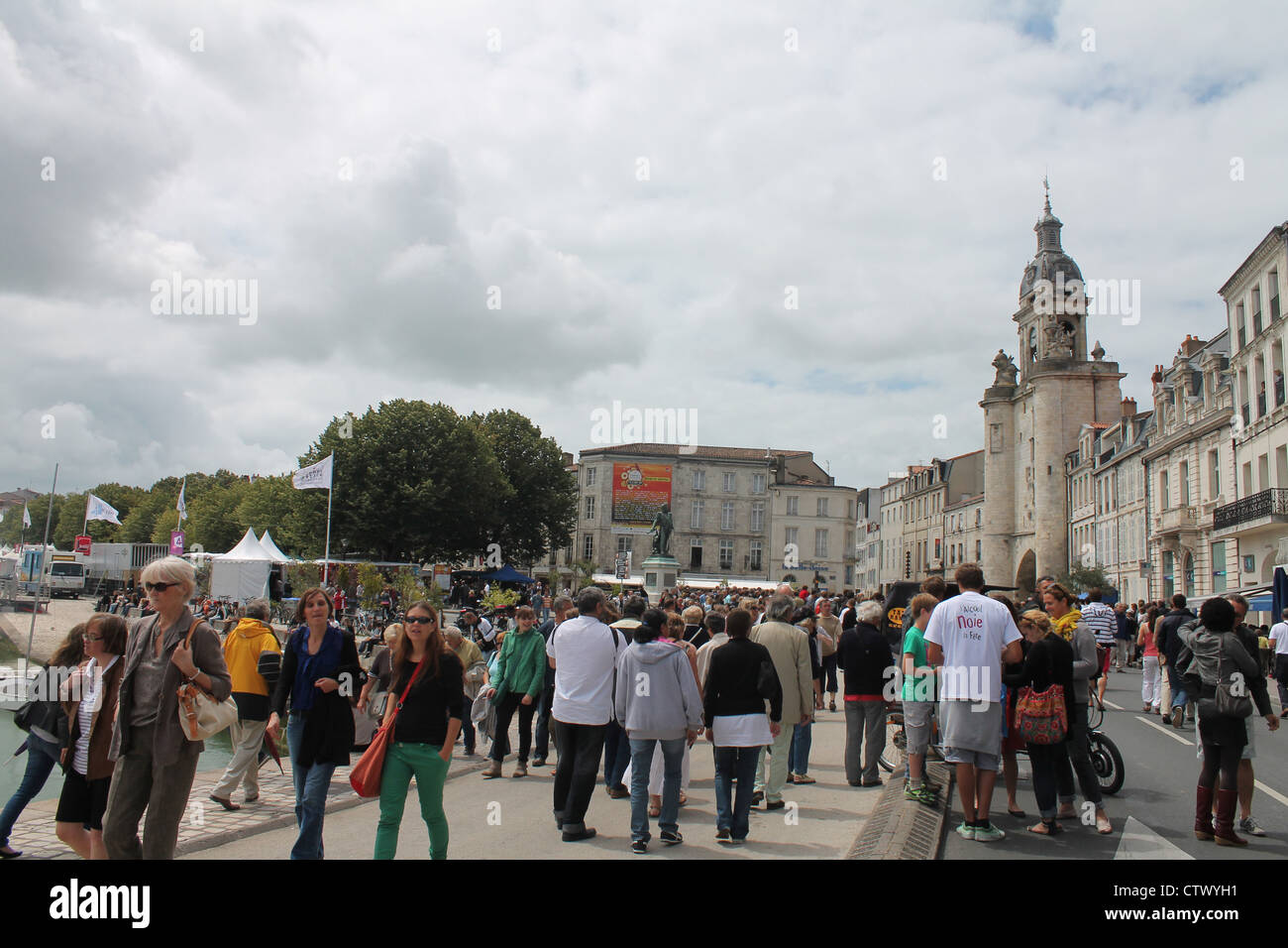La rochelle town centre and promenade hi-res stock photography and ...