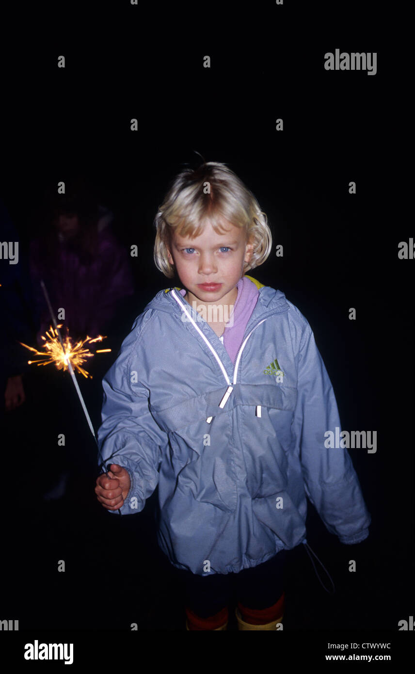 Child girl firework sparkler hi-res stock photography and images - Alamy