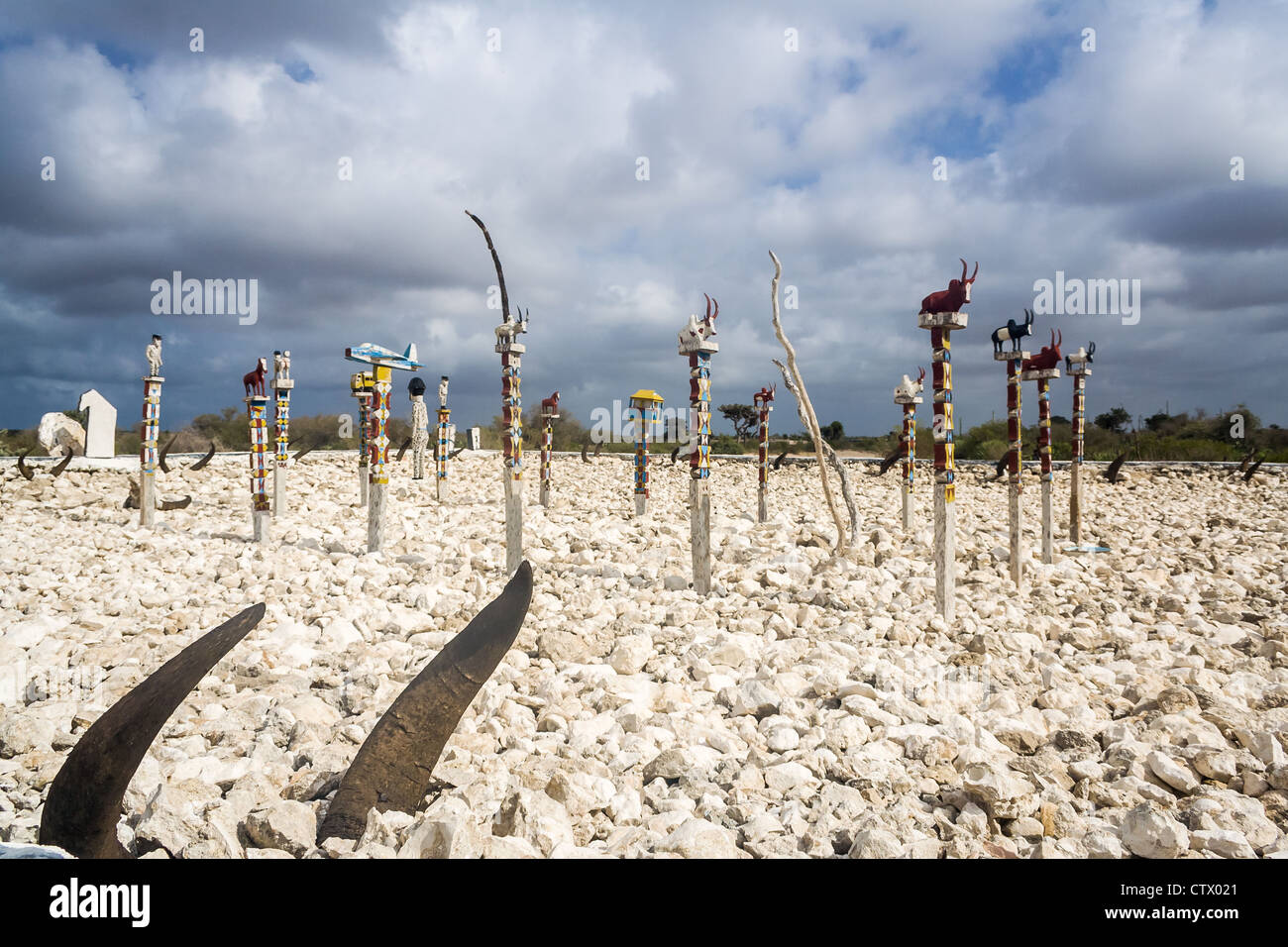 Traditional tomb in southern Madagascar Stock Photo - Alamy