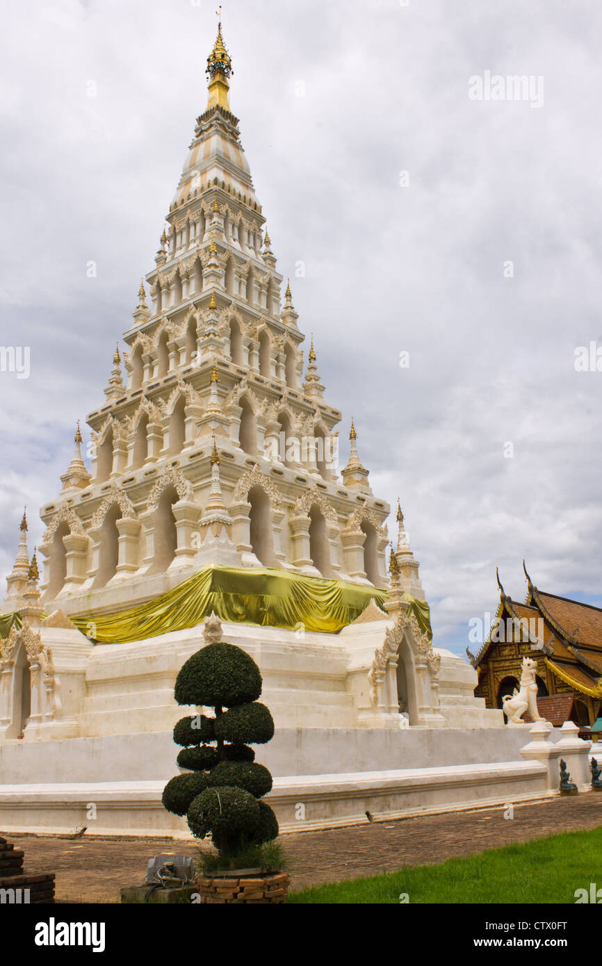 Chedi liam temple hi-res stock photography and images - Alamy