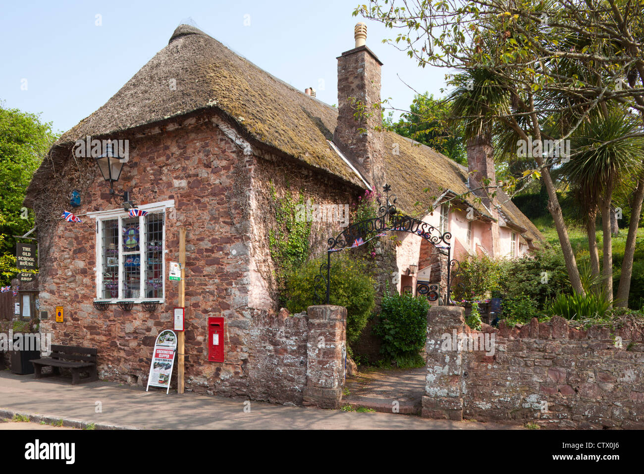 Cockington village hi-res stock photography and images - Alamy