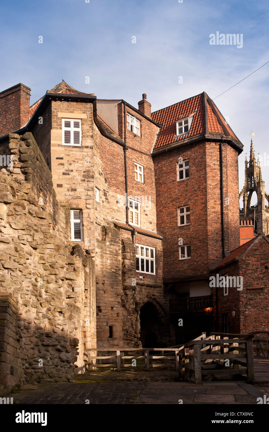 Newcastle gate hi-res stock photography and images - Alamy