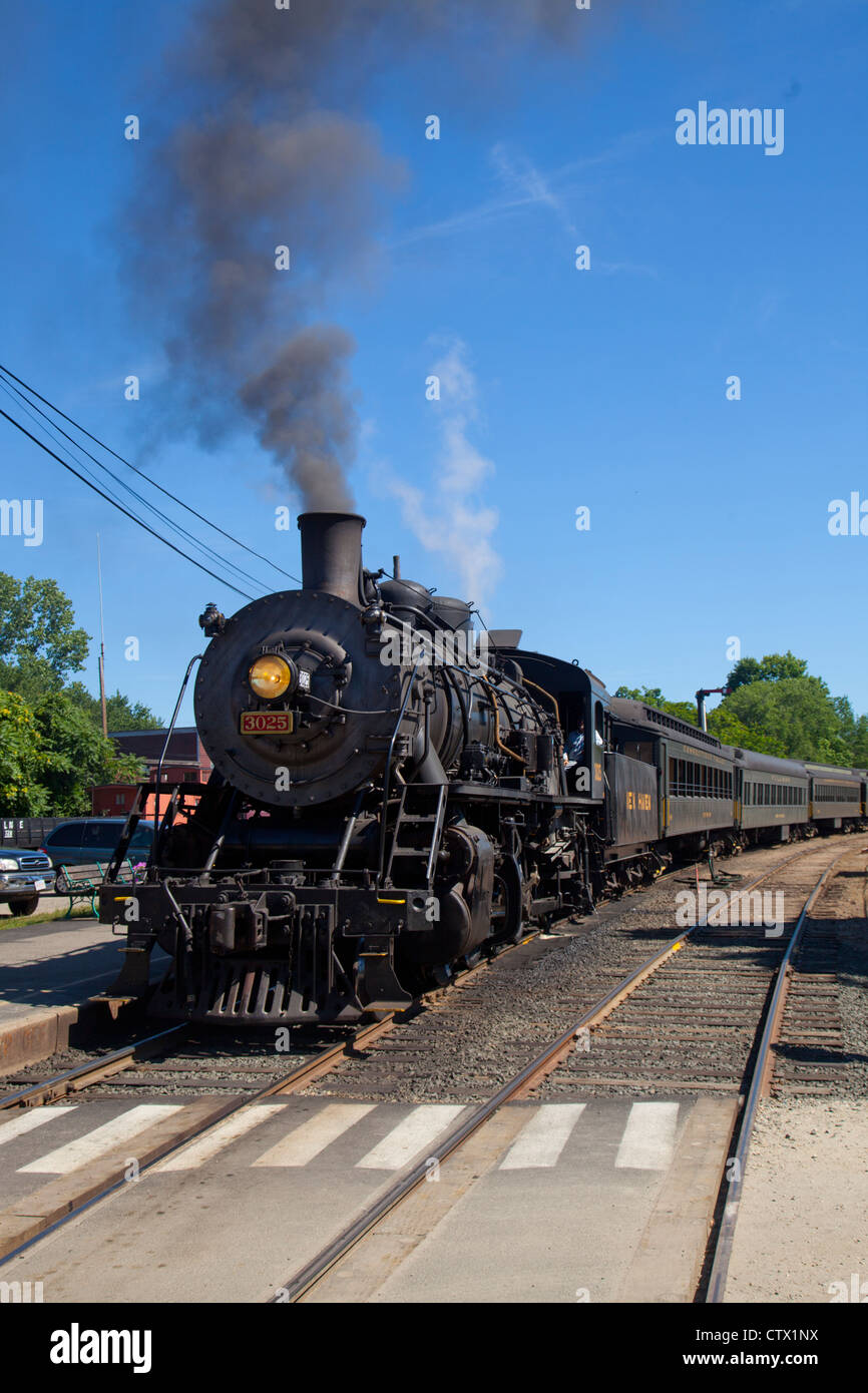 Essex Steam train in Connecticut Stock Photo - Alamy