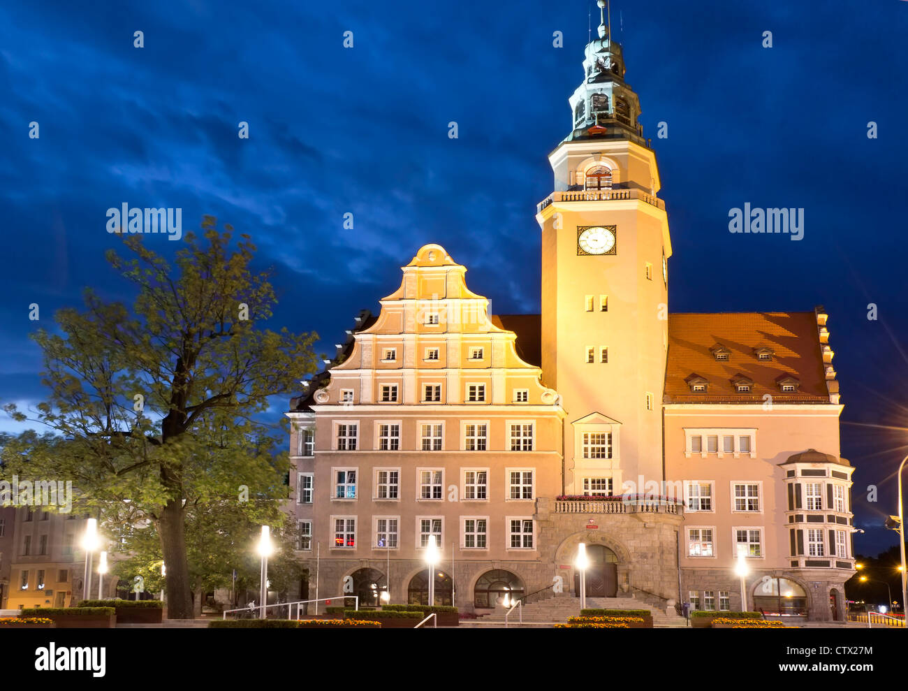 Polish monument hi-res stock photography and images - Alamy