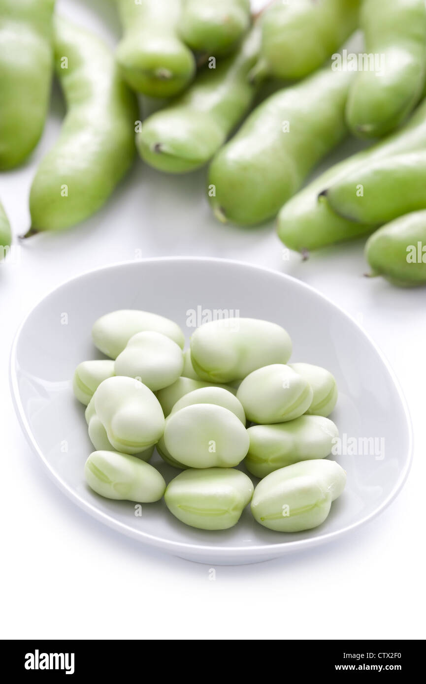Fava beans hi-res stock photography and images - Alamy