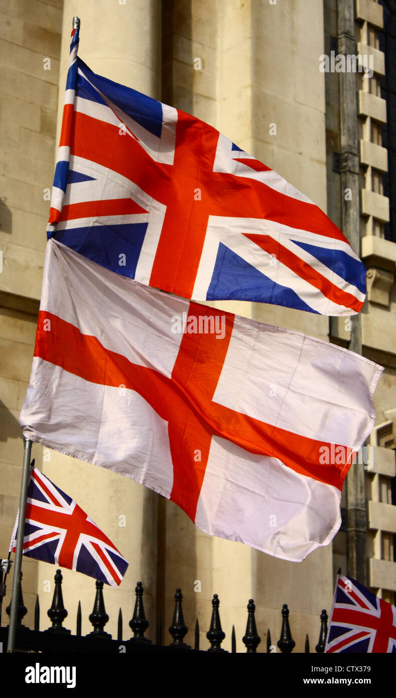English flags hi-res stock photography and images - Alamy
