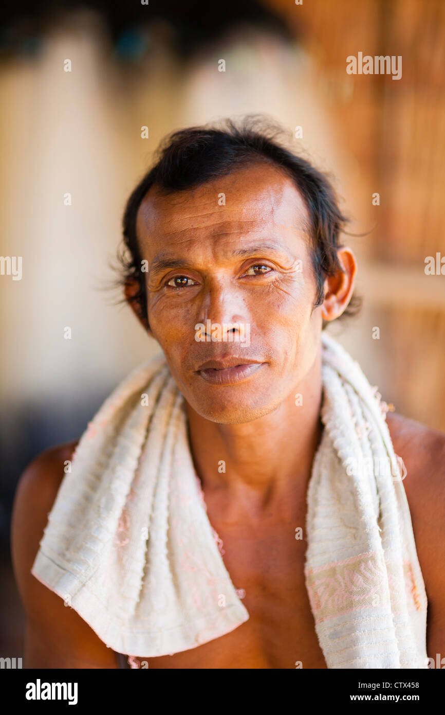 Khmer man hi-res stock photography and images - Alamy
