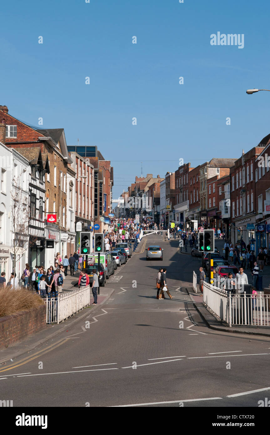 Shoppers in Guildford High Street in Surrey, England Stock Photo - Alamy