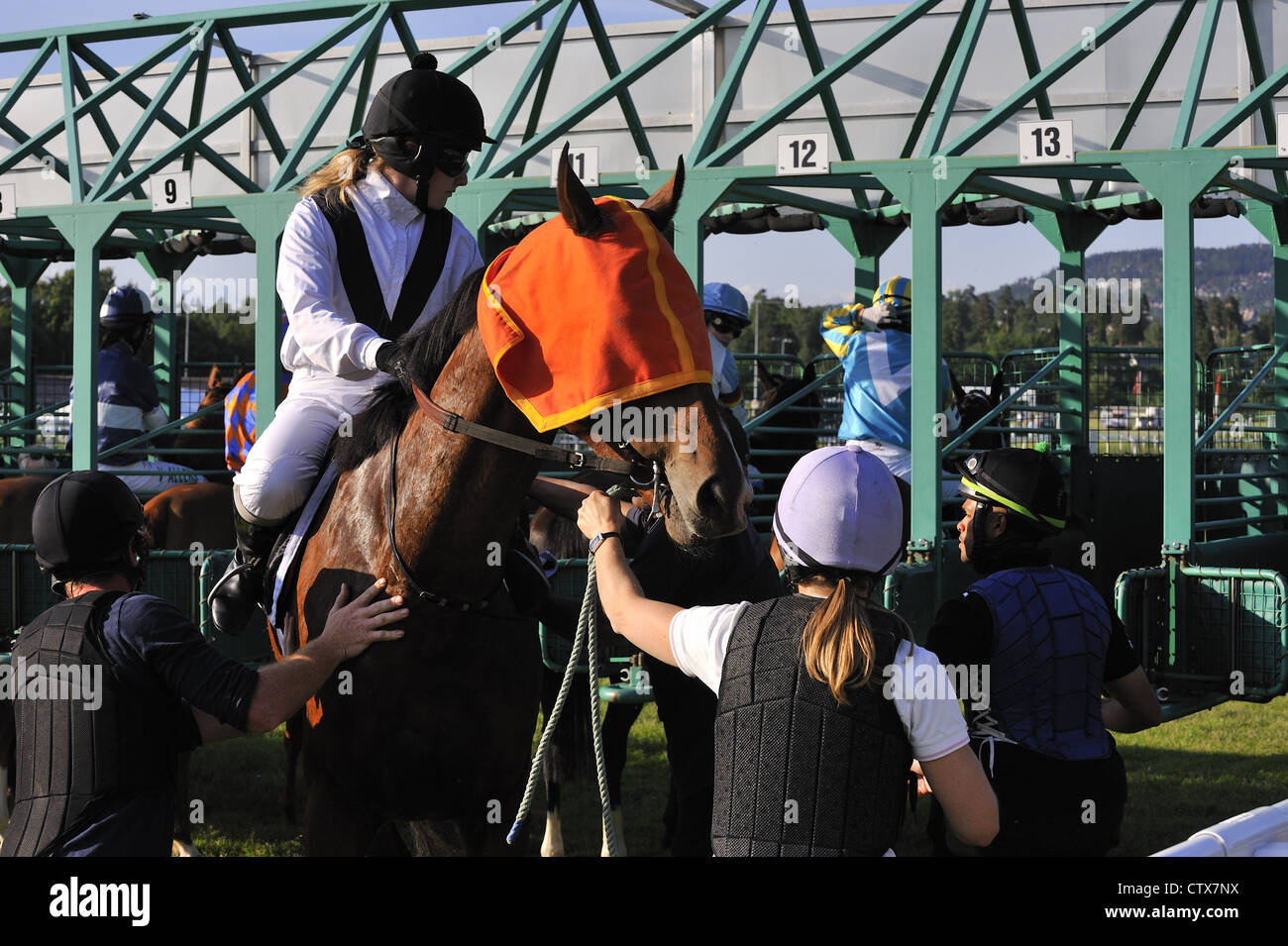 Horse stalls start hi-res stock photography and images - Alamy