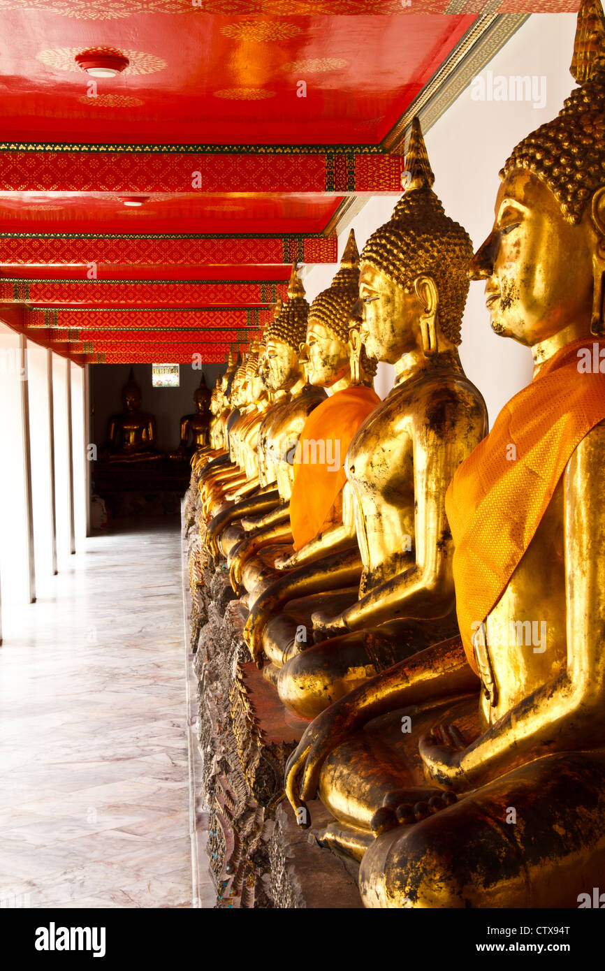 Sitting Buddha statues, Thailand Stock Photo - Alamy