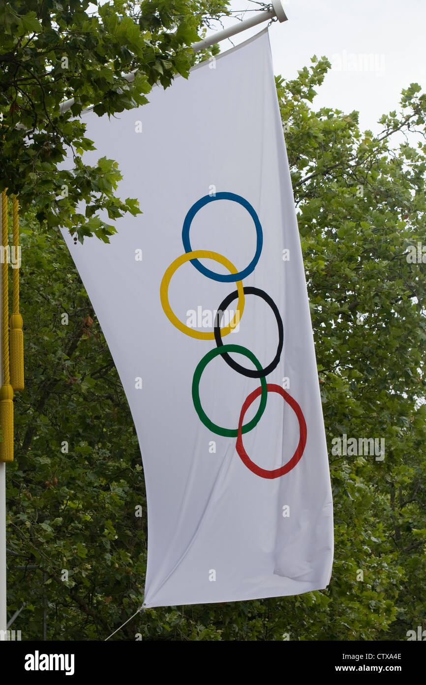 Olympic symbol the rings on flags in the city of London for the 2012 ...
