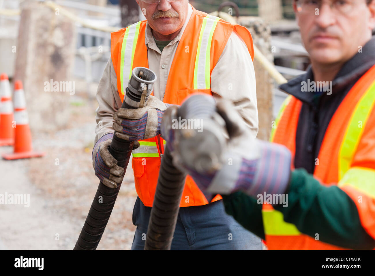 Hose coupling hi-res stock photography and images - Alamy